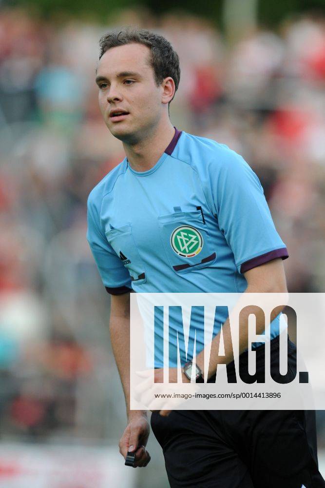 Schiedsrichter Jonas Weickenmeier KSV Baunatal vs KSV Hessen Kassel ...