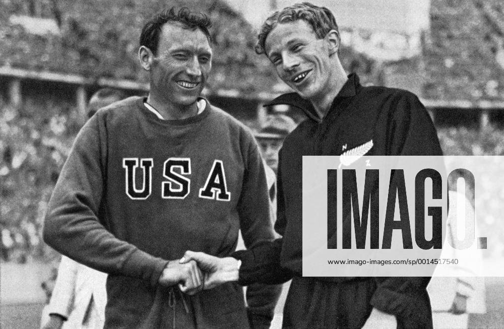 1936 Olympics, Berlin - Two champion athletes, the medium distance ...