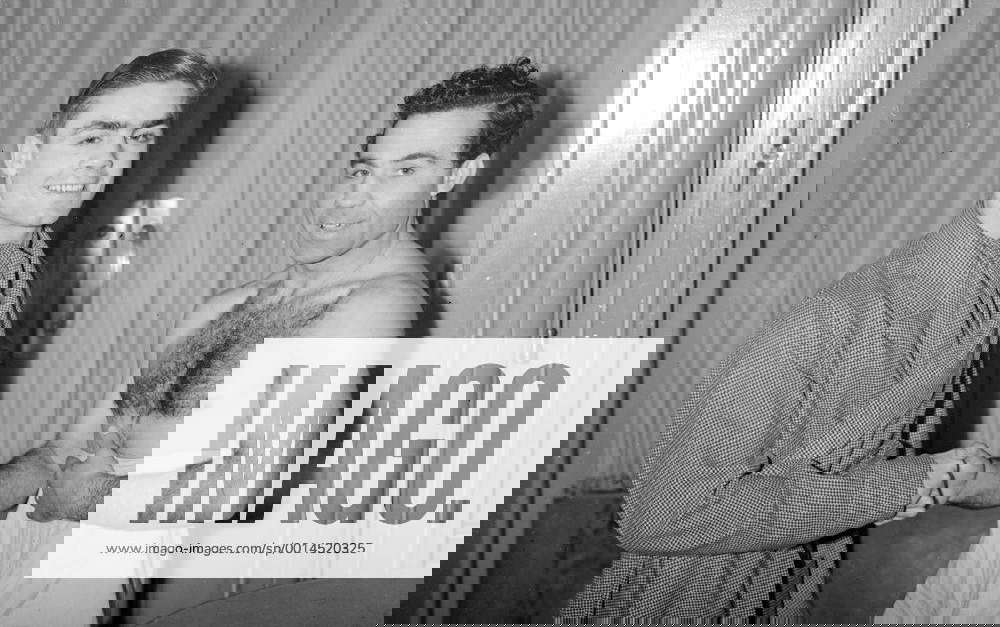 Peter Kane , The Golborne , Blacksmith - Boxer ( left ) and Baltazar ...