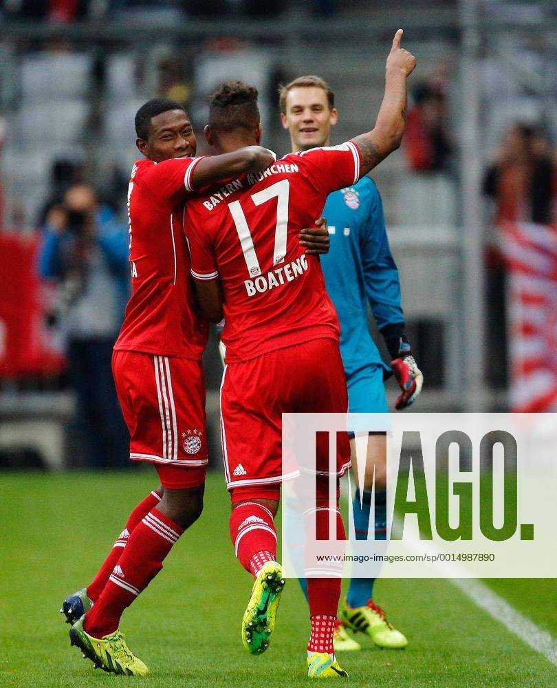 Jerome BOATENG (FCB 17) Torjubel, Jubel nach dem Tor zum 1-0 mit David ALABA, FCB 27 , Manuel