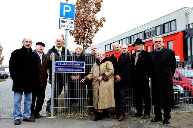 Frankfurt, Leistungszentrum Eintracht Einweihung Alfred-Pfaff-Straße am ...