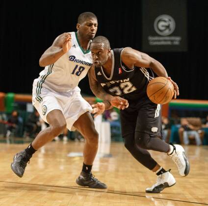 Reno, Nevada, U.S - Austin Toro FLIP MURRAY during the NBA Basketball ...