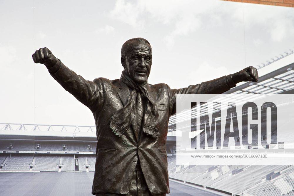 Barclays Premier League, Liverpool FC, A statue of Bill Shankly outside ...