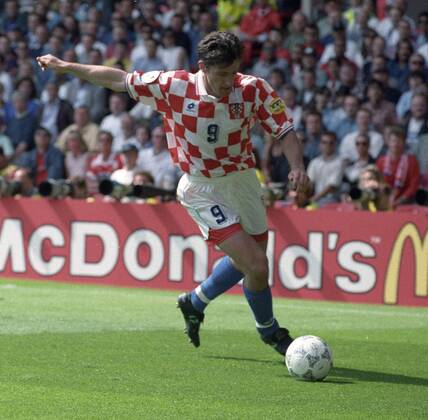 EM 1996 Davor Suker ( Kroatien ) in Aktion