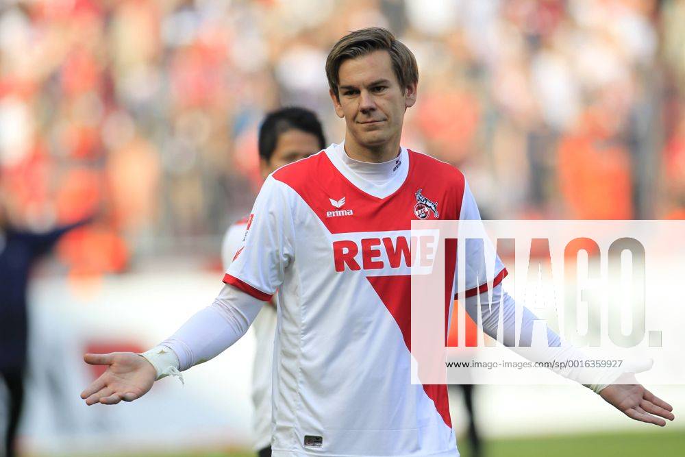 Torwart Thomas Kessler (1. FC Köln 18) ratlos 1. FC Köln vs FC St Pauli ...