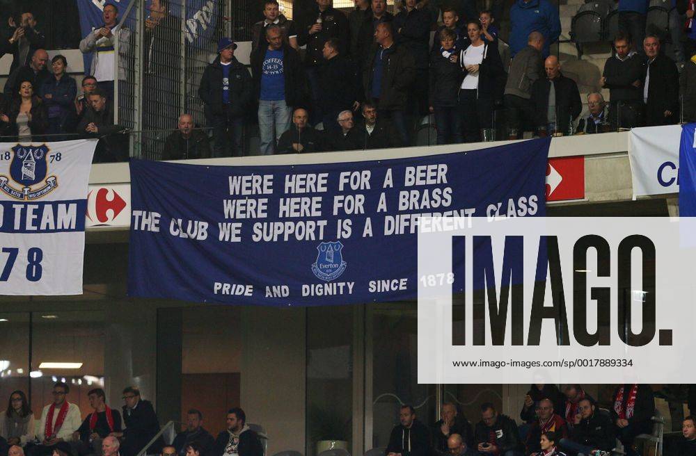 An honest Everton banner - Europa League - FC October