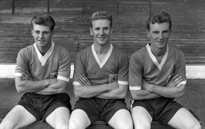 Football - 1961 1962 season - Leicester City photocall Left to right ...