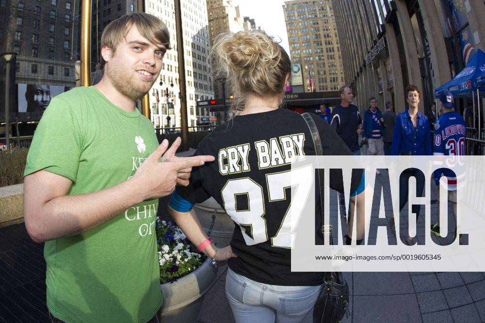 April 18, 2015: A female New York Rangers fan compares Pittsburgh ...