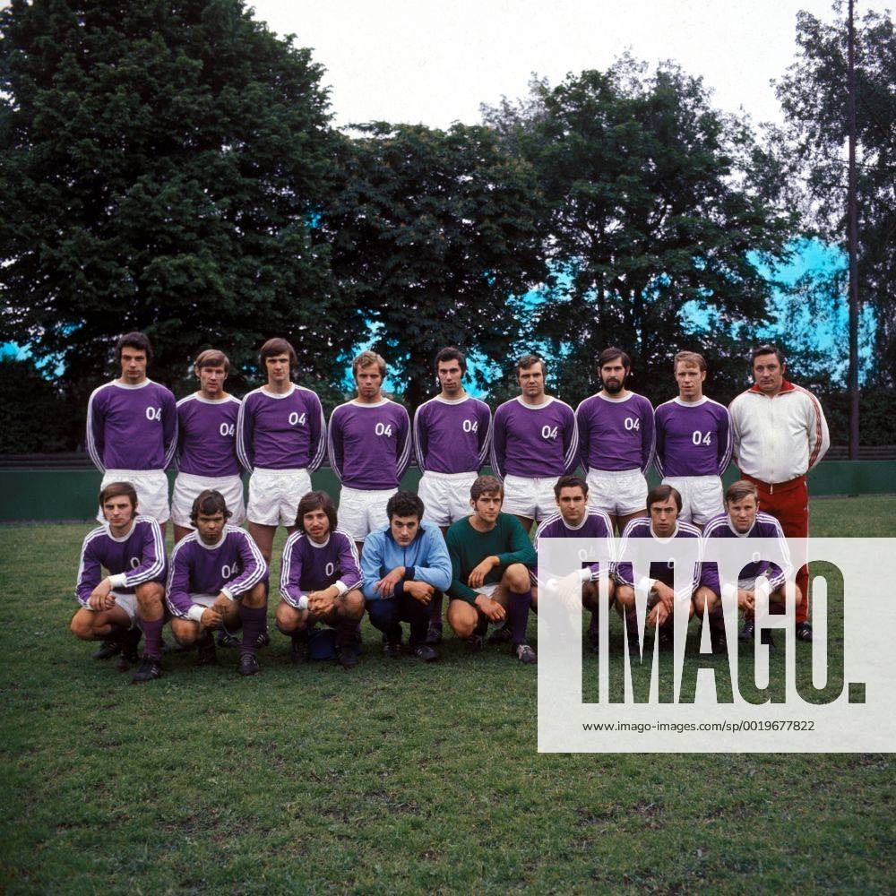 Kader SC Wacker 04 Berlin, hi.v.li.: Bernd Sobeck, Reinhardt Lindner ...