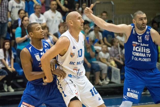: Jermaine Jonte Flowers 21 of CSU Ploiesti in action during the The ...