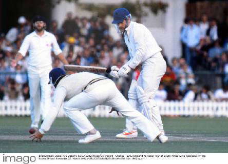 Cricket - 1982 England XI Rebel Tour of South Africa Clive Rice bats ...