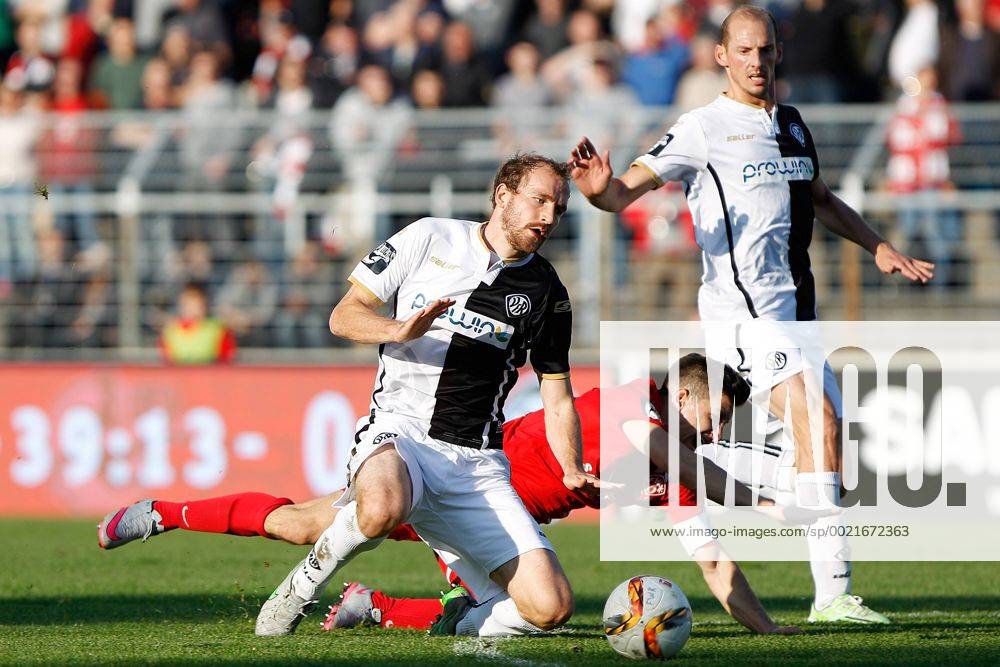 V.li.: Sebastian Neumann, Amir Shapourzadeh, Oliver Barth, Fussball, 3 ...