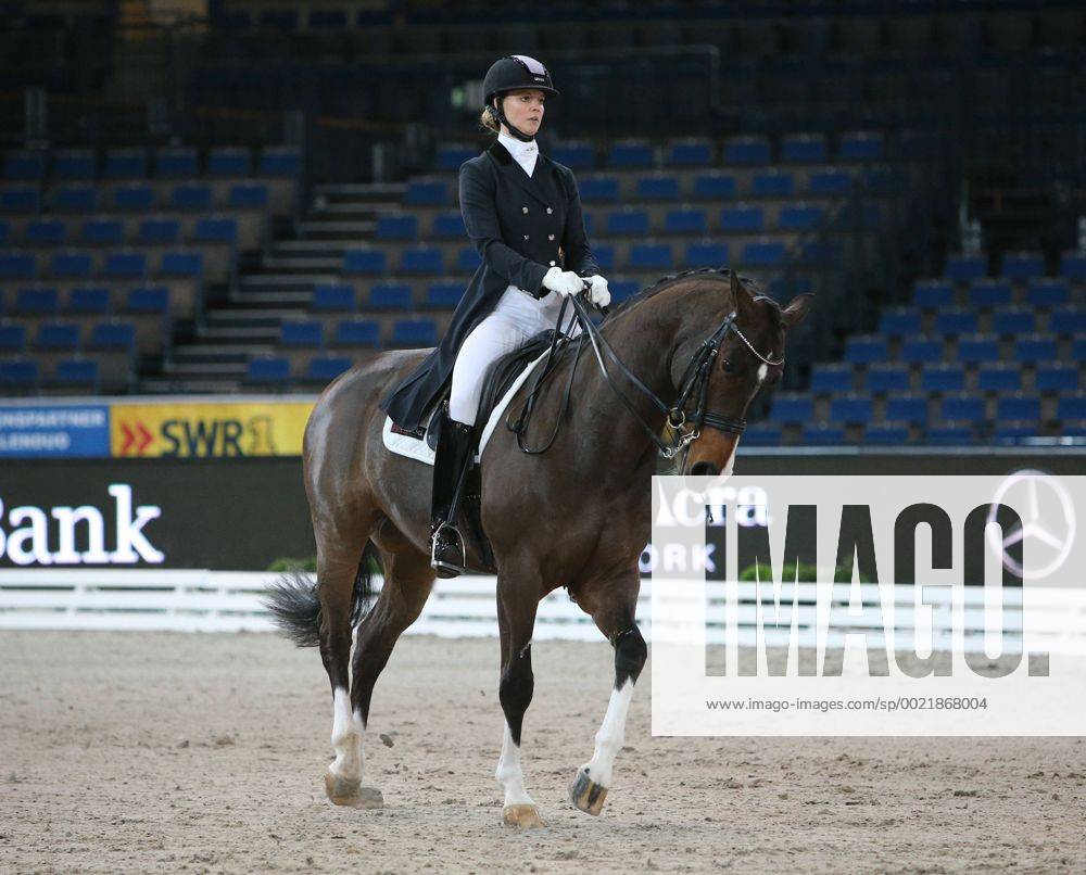 Stuttgart Sarah Erlbeck (Deutschland) auf Amichelli Preis der Liselott ...