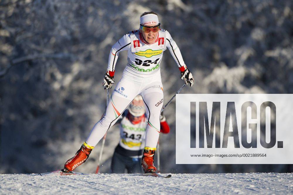 151121 Lisa Vinsa, Pitea Elit Sk, under världscupsuttagningen över 10 ...