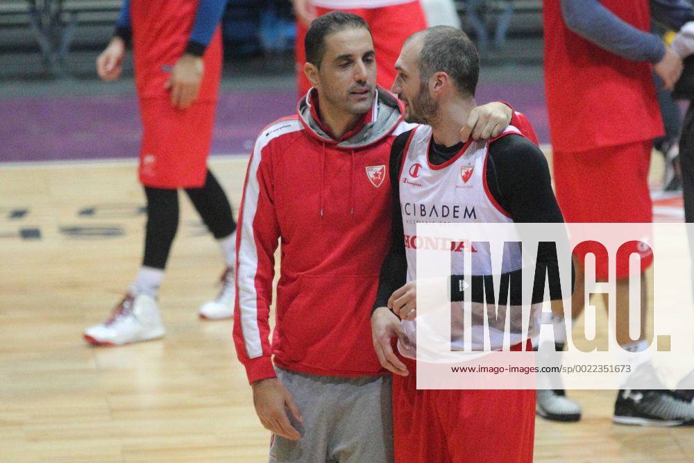 VELIBOR RADOVIC pomocni trener i MARKO SIMONOVIC Crvene zvezde na ...