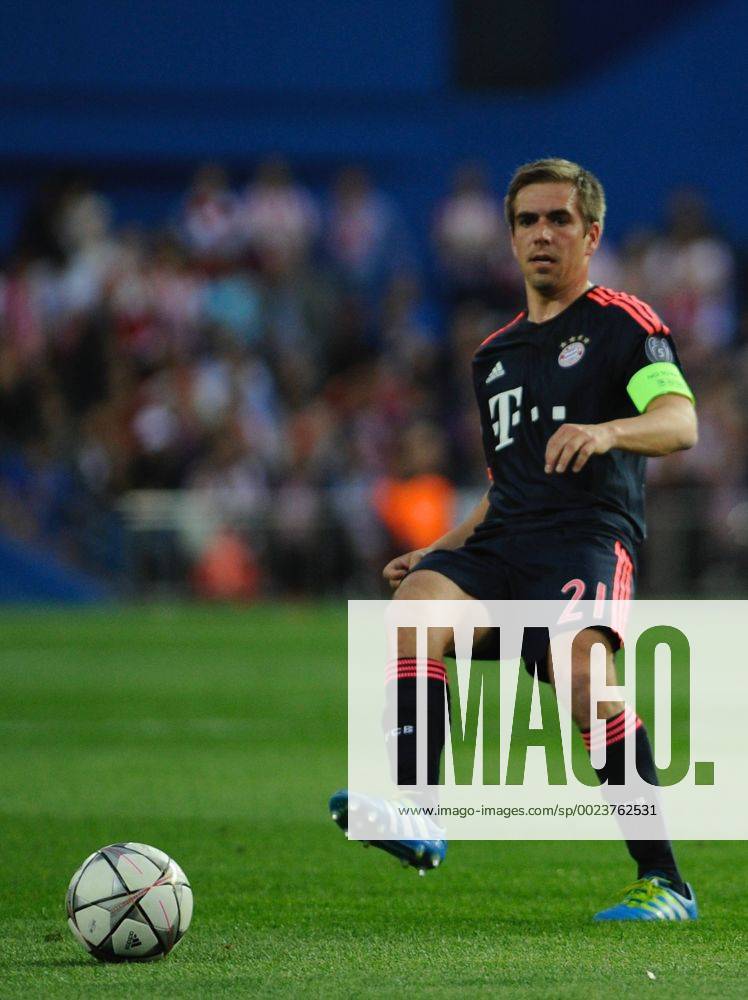 Bayern de Munich Defender, Philipp Lahm - PHILIPP LAHM, number 21 ...