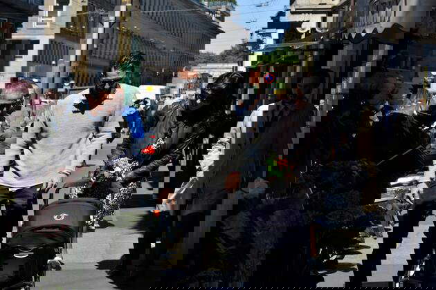 Milan, Gianluigi Buffon with his partner Ilaria D Amico and his son Mattia Leopoldo, walk to the