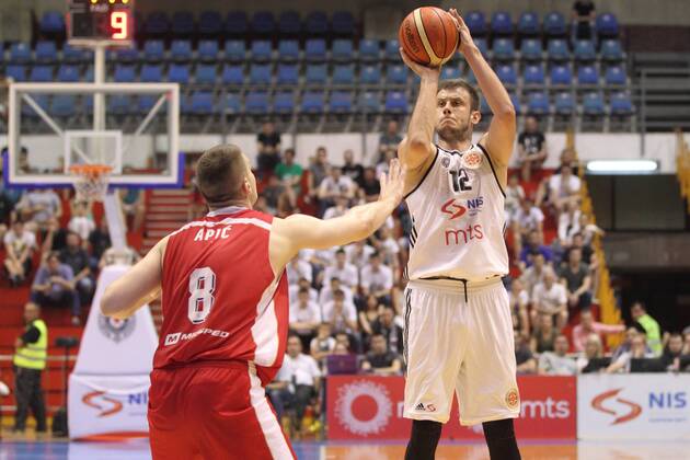 NOVICA VELICKOVIC kosarkas Partizana Partizan Belgrad - KK Konstantina ...