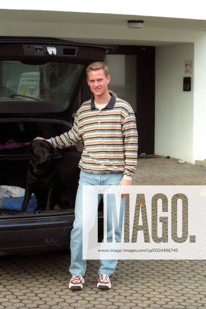 Matthias Becker (VfB Stuttgart) vor der Abreise ins Trainingslager nach