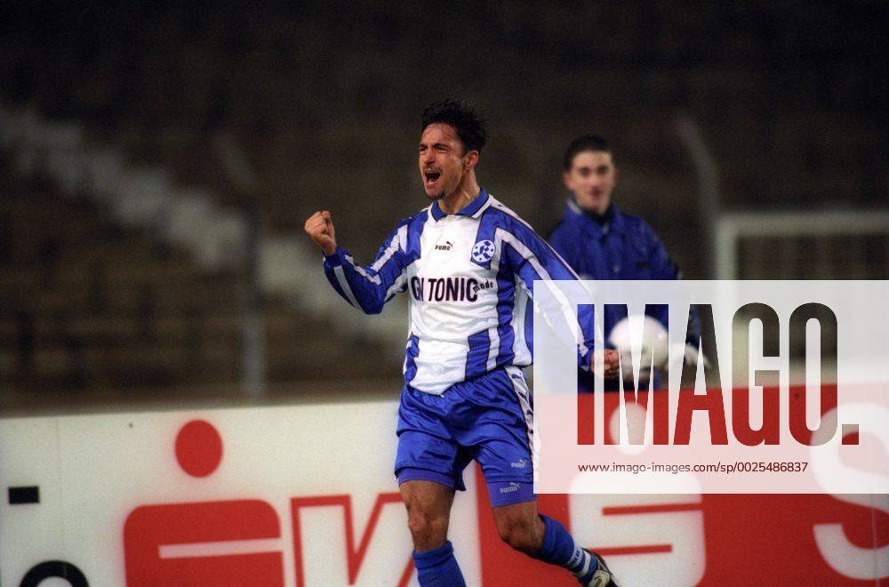 Torwart Tomislav Maric