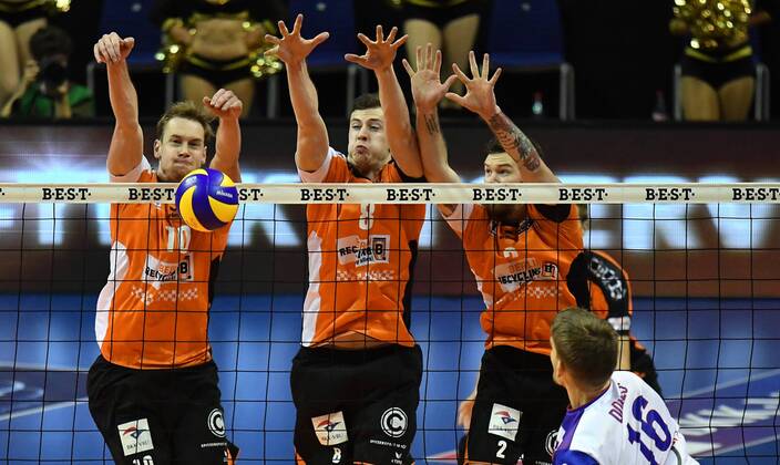 Sebastian Kühner, Graham Vigrass, Robert Kromm, hinten, vorne Christian ...