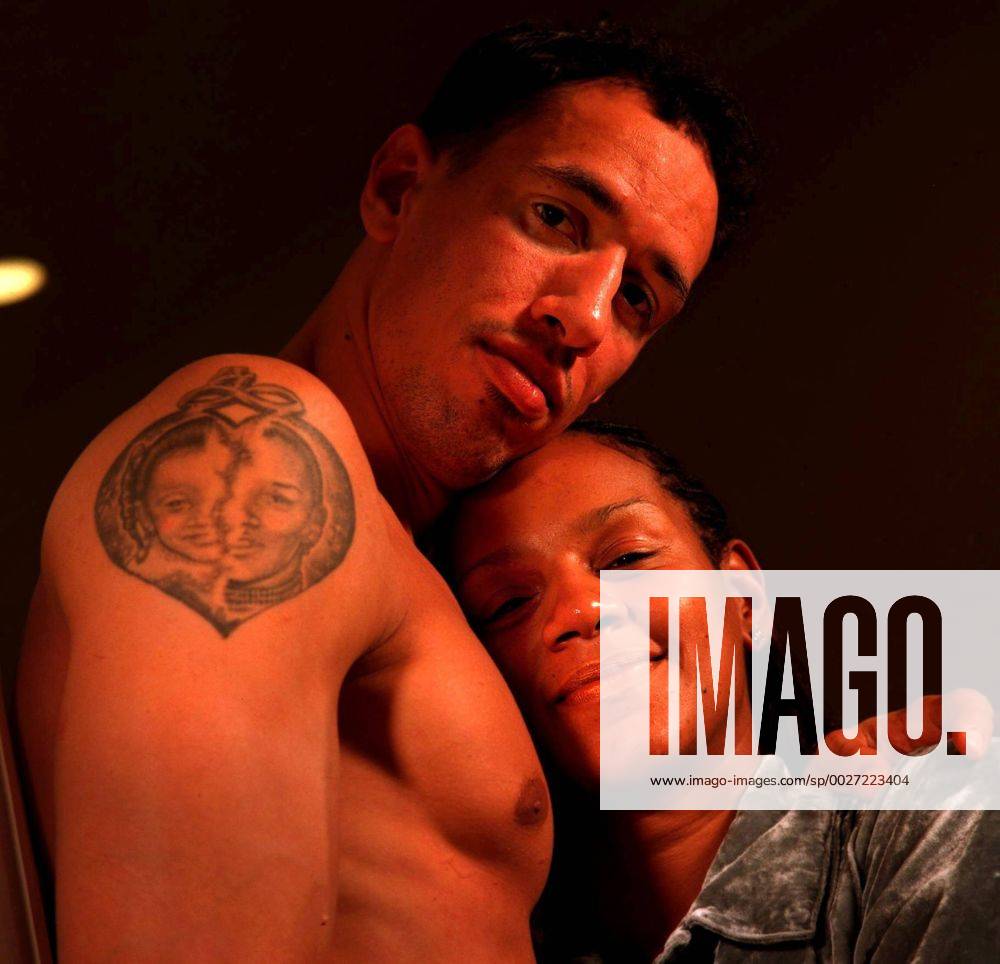 Sacramento Kings guard Doug Christie and his wife Jackie at their home ...