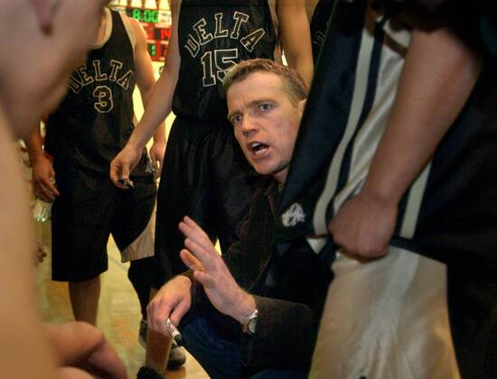 Former New England Patriots quarterback Tony Eason is now coaching ...