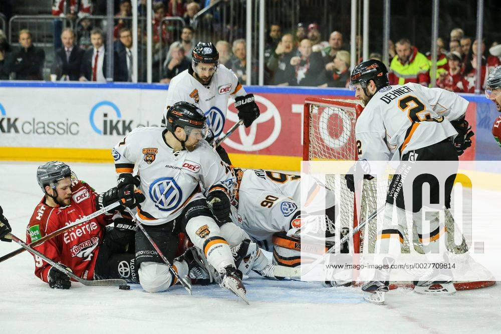 Vl. Nickolas Latta, Alexander Dotzler, Felix Brueckmann, Jeremy Dehner ...