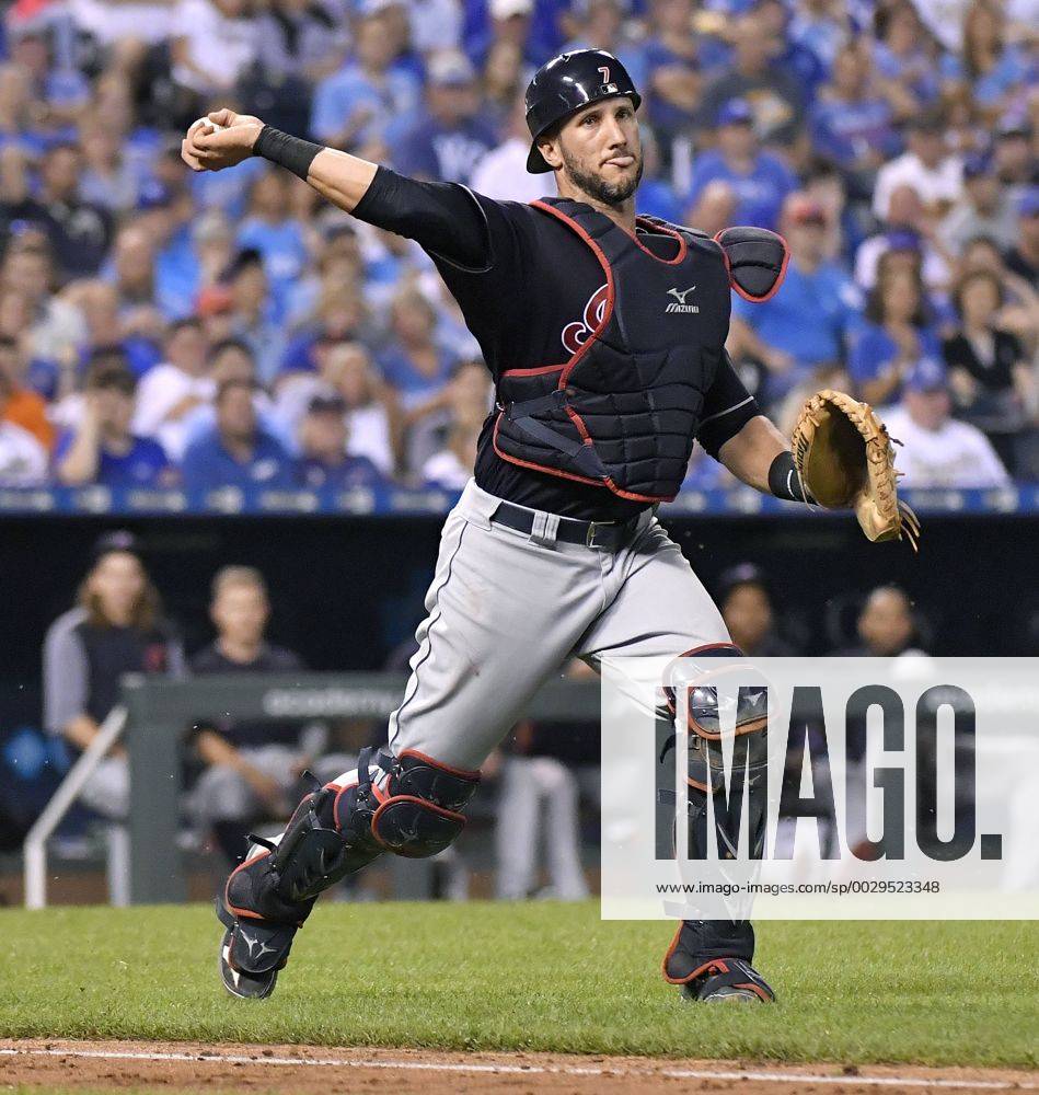 August 18, 2017 - Kansas City, MO, USA - Cleveland Indians catcher Yan ...