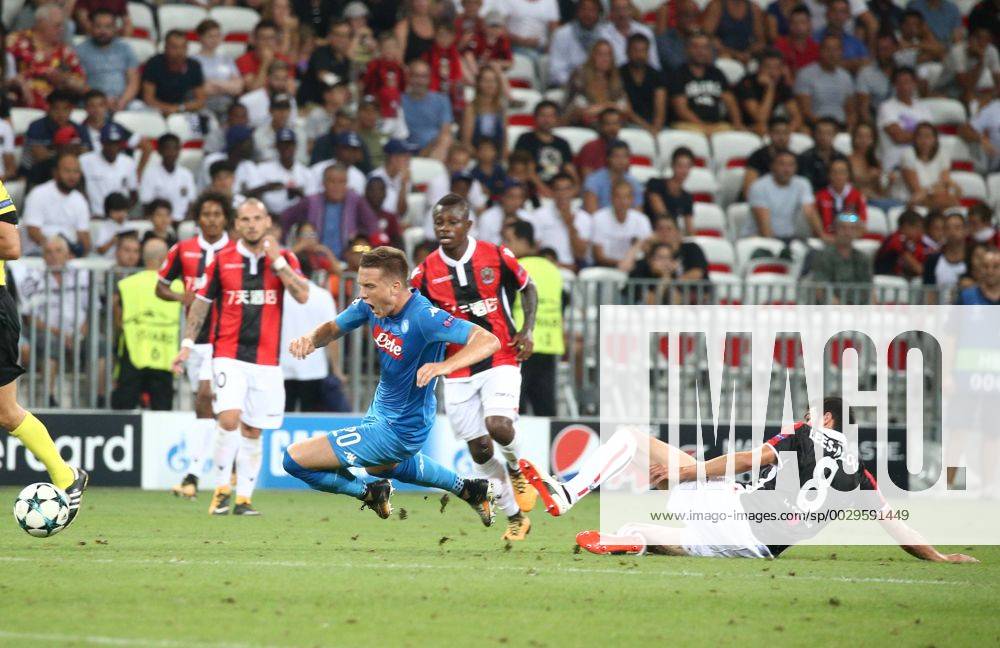 NICE, Aug. 23, 2017 -- Pierre Lees-Melou of Nice competes with Piotr ...