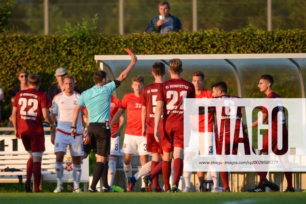 Rudelbildung, Christian Dietz zeigt Sebastiano Nappo die Rote Karte ...