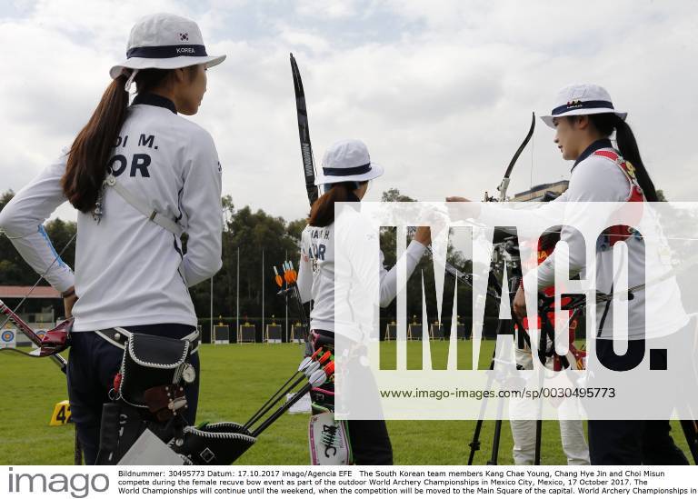 The South Korean team members Kang Chae Young, Chang Hye Jin and Choi ...