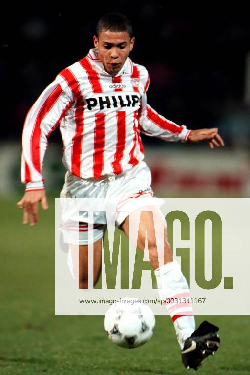 season 1994 1995 11 02 1995 psv vitesse 3 2 ronaldo ronaldo