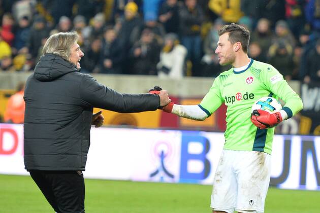 Gerry Ehrmann li., Stefan Kuntz Mitte und Markus Schupp re., nach dem ...