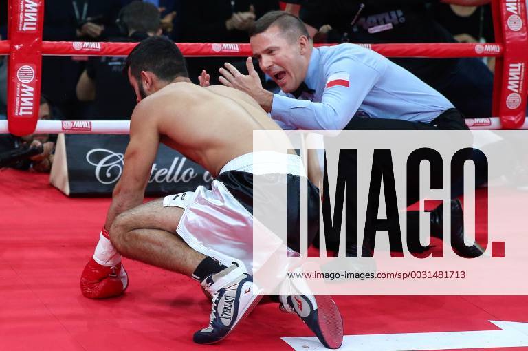 MOSCOW, RUSSIA – NOVEMBER 27, 2017: Paraguayan boxer Carlos Portillo (L ...