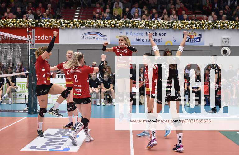 20 12 2017 Dresdner joy Center jumps Mareen Apitz DSC DVV volleyball ...