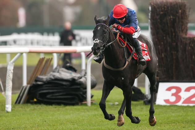 32Red Winter Festival Boxing Day Black Corton ridden by Bryony Frost ...