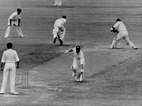 BARRY JARMAN AND PETER PARFITT IN CRICKET ACTION IN AUSTRALIA ; 15 JANUARY