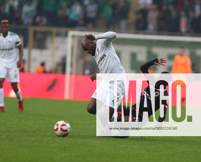 Jires Kembo-Ekoko 22 of Bursaspor and Kamal Issah 20 of Genclerbirligi ...