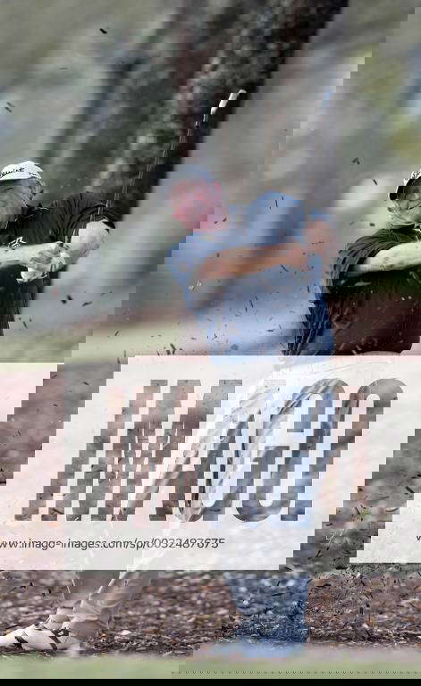 February 11, 2018 - Boca Raton, Florida, U.S. - Mark Calcavecchia hits ...