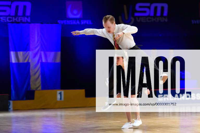 180324 Nils Andren & Bianca Locatelli tävlar i Lindy Hop under dag 5 av ...