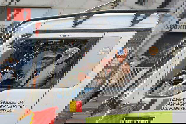 - LA SERENA, CHILE: Belgian driver Cor Bezemer and his codrivers Daniel ...