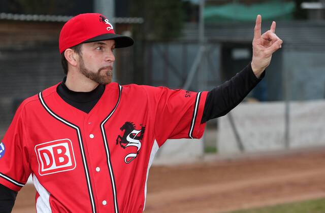 BAU 15 03 2018 Stuttgart Baseball Stuttgart Reds coach Ulli