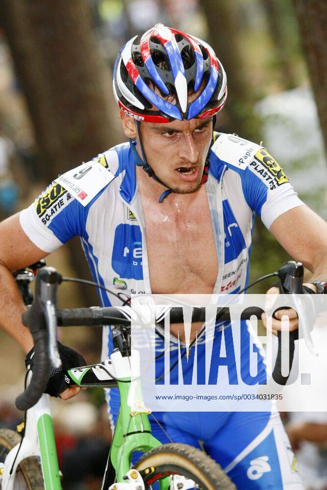 - NEERPELT, BELGIUM: Belgian cyclist Jan Soetens (Revor) in action the ...