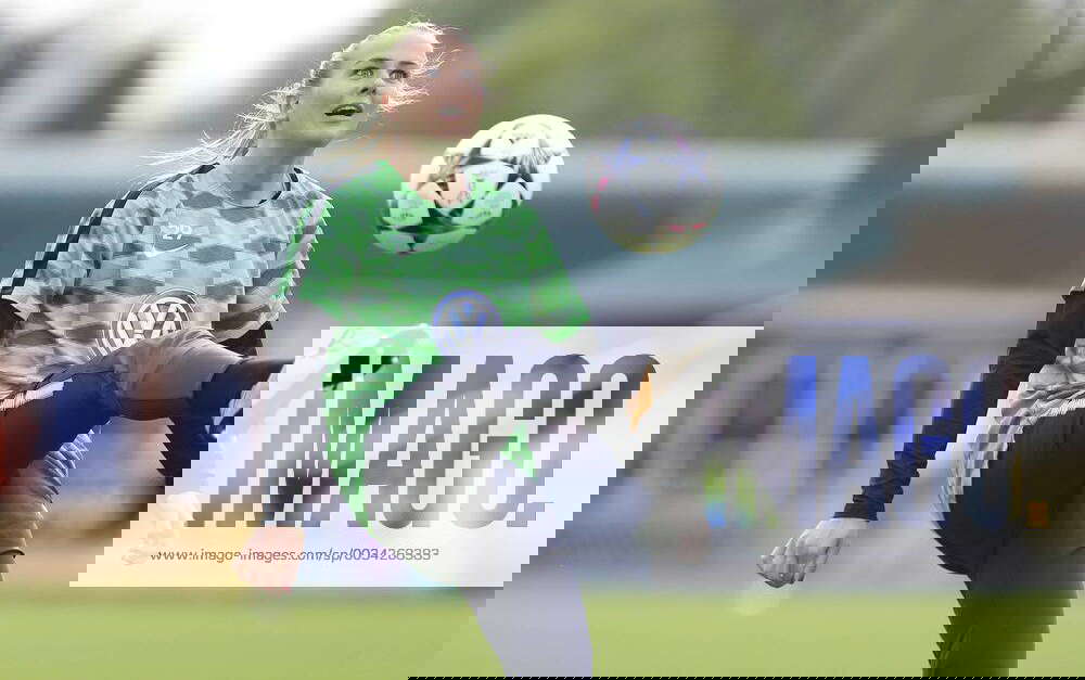 Merle Frohms VfL Wolfsburg 29 Soccer UEFA Women s Champions League ...