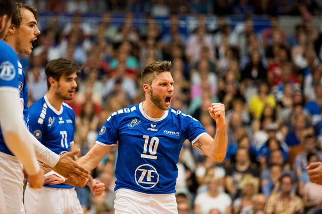 Jubilee Simon Tischer 10 VfB Volleyball Bundesliga Final Men VfB ...