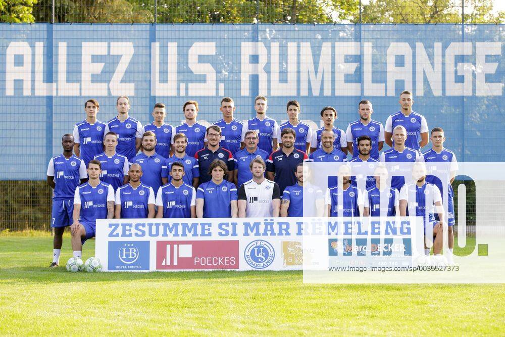 Mannschaftsfoto Obere Reihe stehend vlnr.: Jerome Teixeira, Jeremiah ...