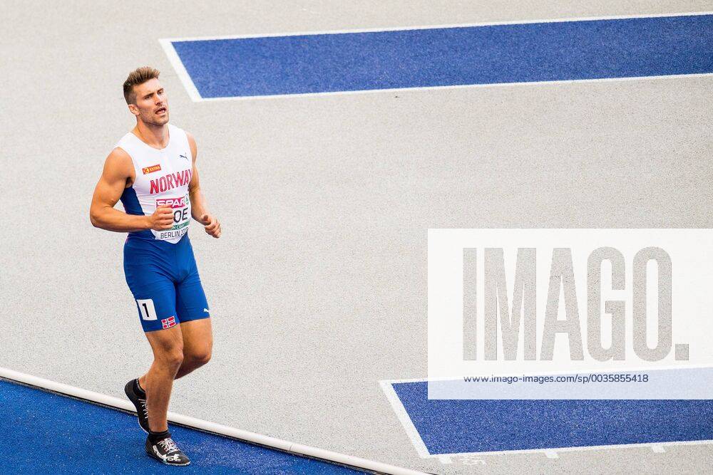 Martin Roe of Norway competes in the Mens Decathlon Final during the ...