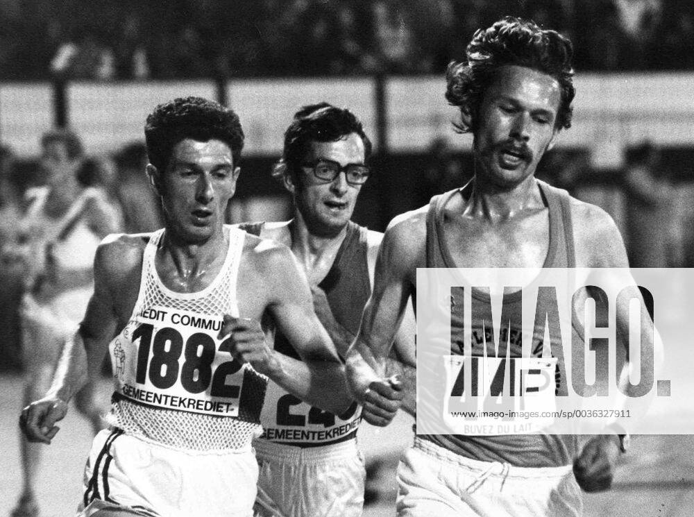 Runners and athletes Emile Puttemans (L), Schoofs and Terbroke (R) run ...