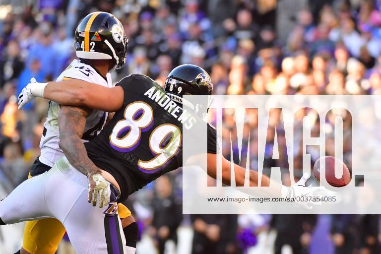 Baltimore Ravens tight end Mark Andrews (89) misses a pass as he is ...